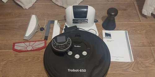 Робот пылесос Tesler trobot-650