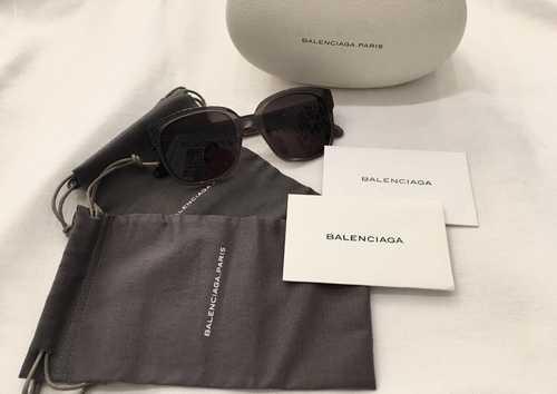 Солнцезащитные очки Balenciaga