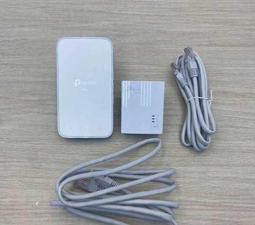 Wi-Fi+Powerline адаптер TP-link TL-WPA7517 KIT