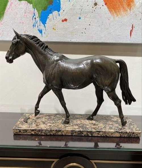 Статуэтка лошадь бронза