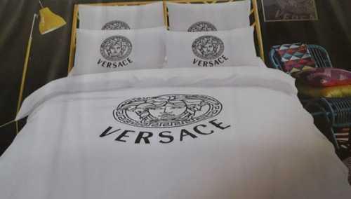 Постельное бельё versace