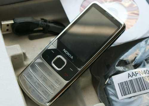 Купить 6700 оригинал. Nokia 6700 Classic Black. Nokia 6700 Silver. Нокиа 6700 черный. Nokia 6700 серебро.
