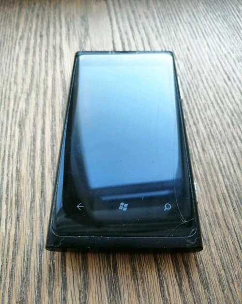 Смартфон Nokia lumia 800