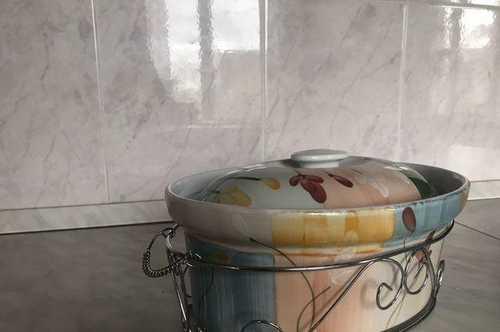 Керамическая кастрюля для готовки