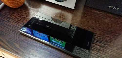 Телефон Sony xperia XZ1 701SO