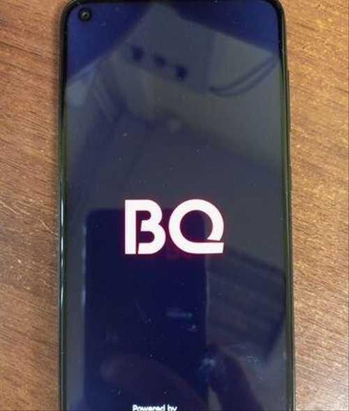 Продам мобильный телефон BQ aurora