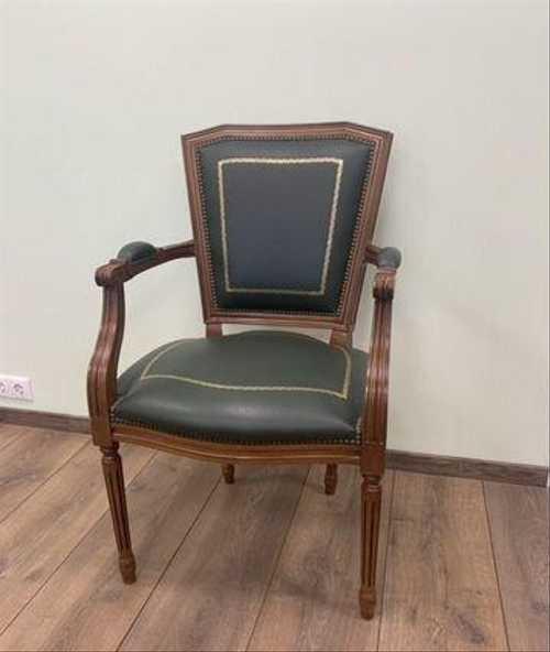 Кресло конференц art&moble 01003
