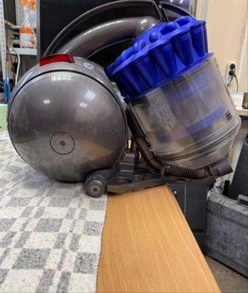 Пылесос Dyson DC37