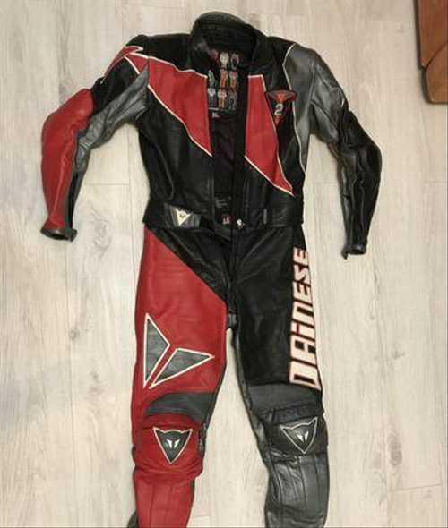 Кожаный комбез Dainese