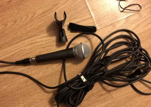 Микрофон Shure SM58 с кабелем