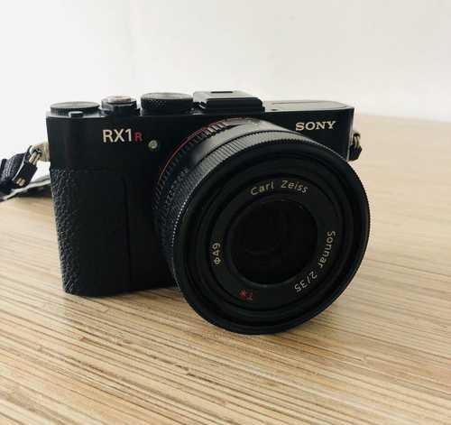 Sony rx1r