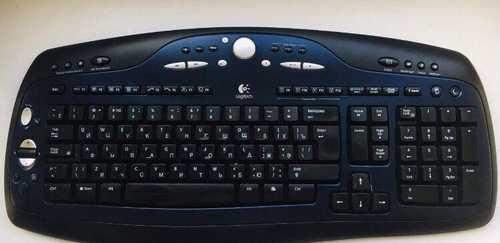Клавиатура и мышь Logitech Canada 210