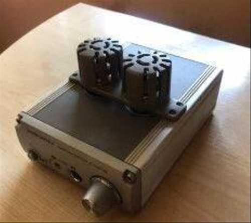 Усилитель для наушников Audio-Technica AT-HA22tube