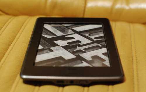 Электронная книга Amazon Kindle Touch