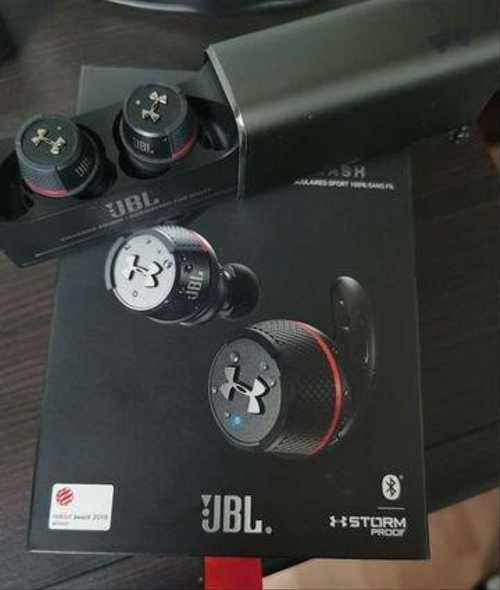 Беспроводные наушники Беспроводные наушники JBL Un