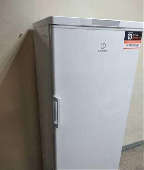 Холодильник Indesit ITD 167 W б/у