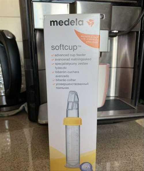 Поильник-ложечка Medela softcup