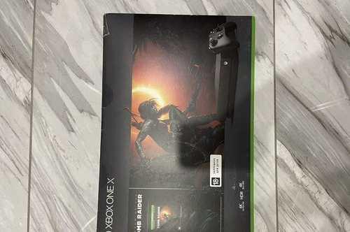 Игровая приставка Xbox One X 1 Tb + игра Tomb Raid