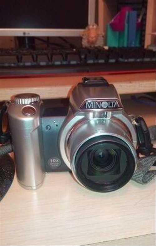 Фотоаппарат Conika Minolta dimage Z 1