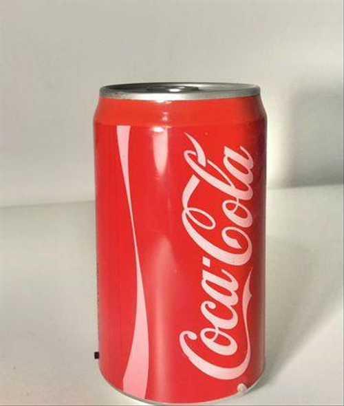Радио в форме банки Coca Cola