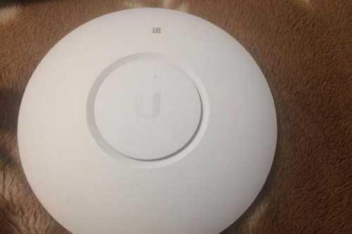 Ubiquiti UniFi AP AC Lite Б\У (без шнура питания)