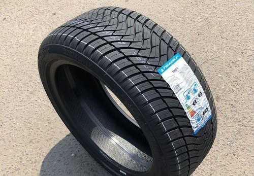 Triangle SeasonX TA01 215/65 R17 105V