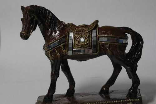 Фигурка, статуэтка декоративная "Лошадь"