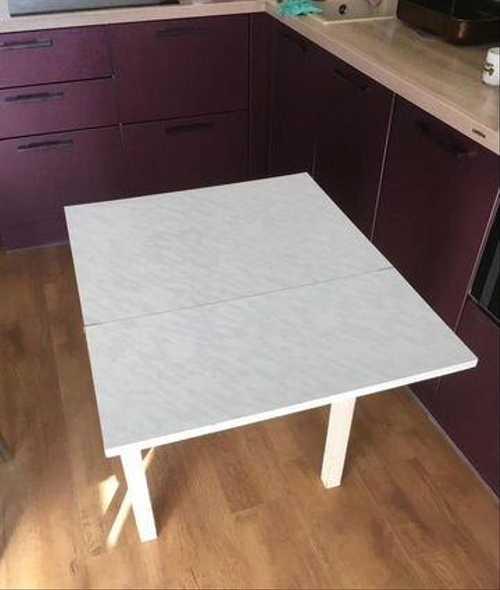 Кухонный стол раскладной белый
