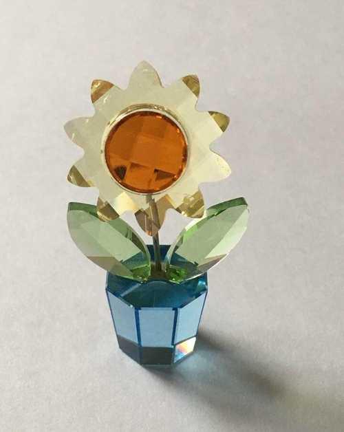 Swarovski фигурка цветок с цв. горшком - 5,5 см