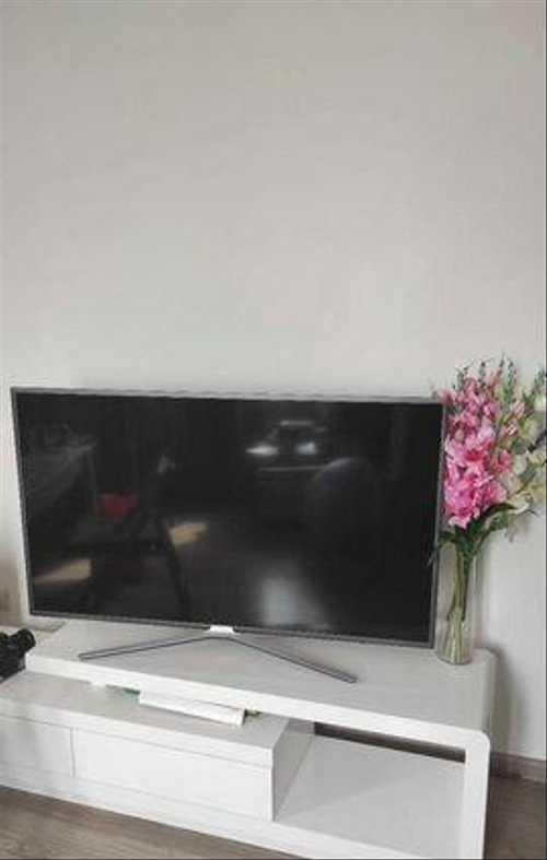 Телевизор Samsung UE49K5500BU