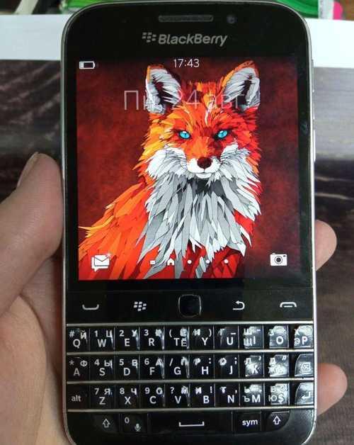 Телефон BlackBerry Classic SQC 100-1