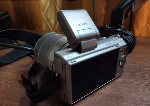 Sony NEX-5 с объективом 18-55 F/3.5-5.6