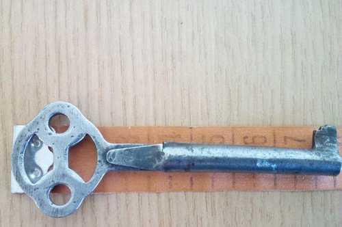 Ключ мебельный стальной СССР 60-е Затейлевый узор