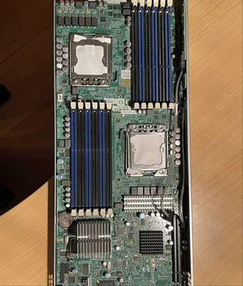 Материнская плата Supermicro X8DTT-F