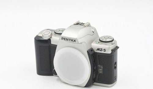 Pentax MZ-5 body