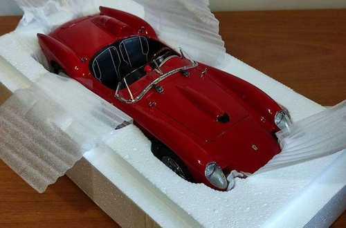 1958 Ferrari 250 Testa Rossa 1/18 CMC