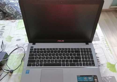 Ноутбук Asus X550L