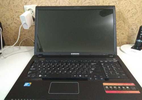 Ноутбук Samsung r720