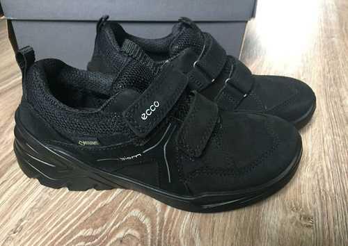 Новые демисезонные Ecco Goretex 32 р