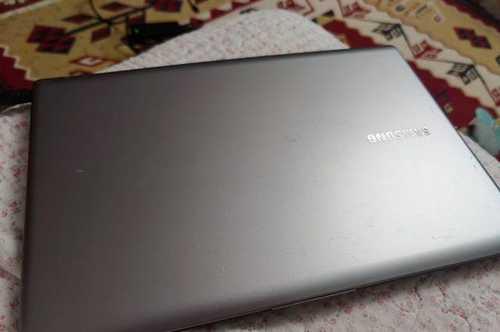 Ноутбук samsung NP530U4C