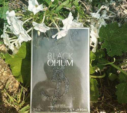 Yves Saint Laurent Black Opium