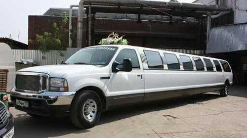 Ford Excursion, 2004