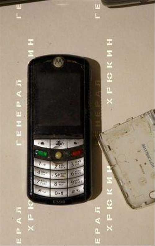 Телефон motorola E398