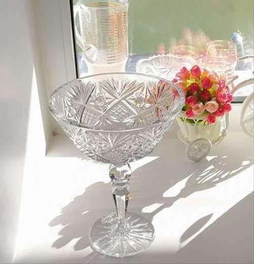 Хрустальная ваза для фруктов из богемского стекла