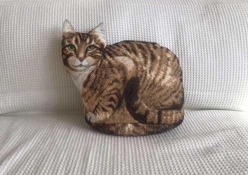 Декоративная подушка "Кот"