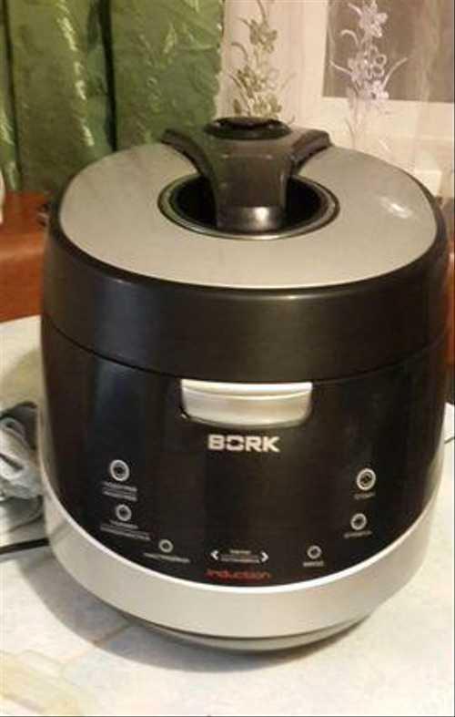 Мультиварка bork u700