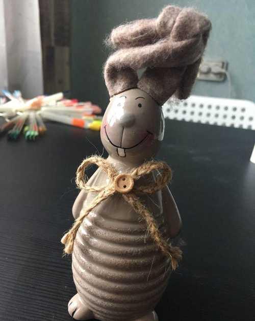 Зайка статуэтка