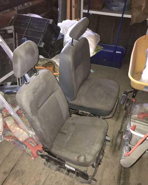 Сиденья Ford Transit Connect