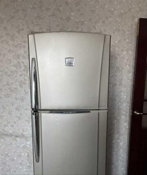 Холодильник toshiba(no frost)
