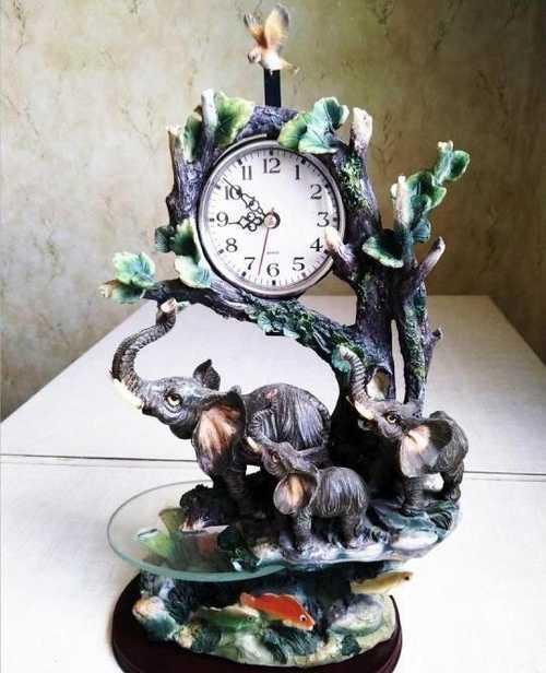 Часы настольные слоны рыбы природа животные